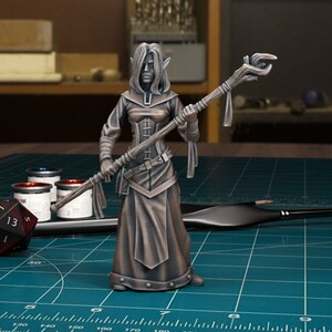 High Elf Fireball Mage Miniature | Dark Elf Warlock Figure | for D&D 5e ...
