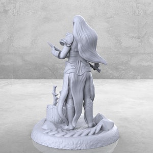 Elf Swordmaster Miniature Female Elven Bladesinger Miniature Heroic ...