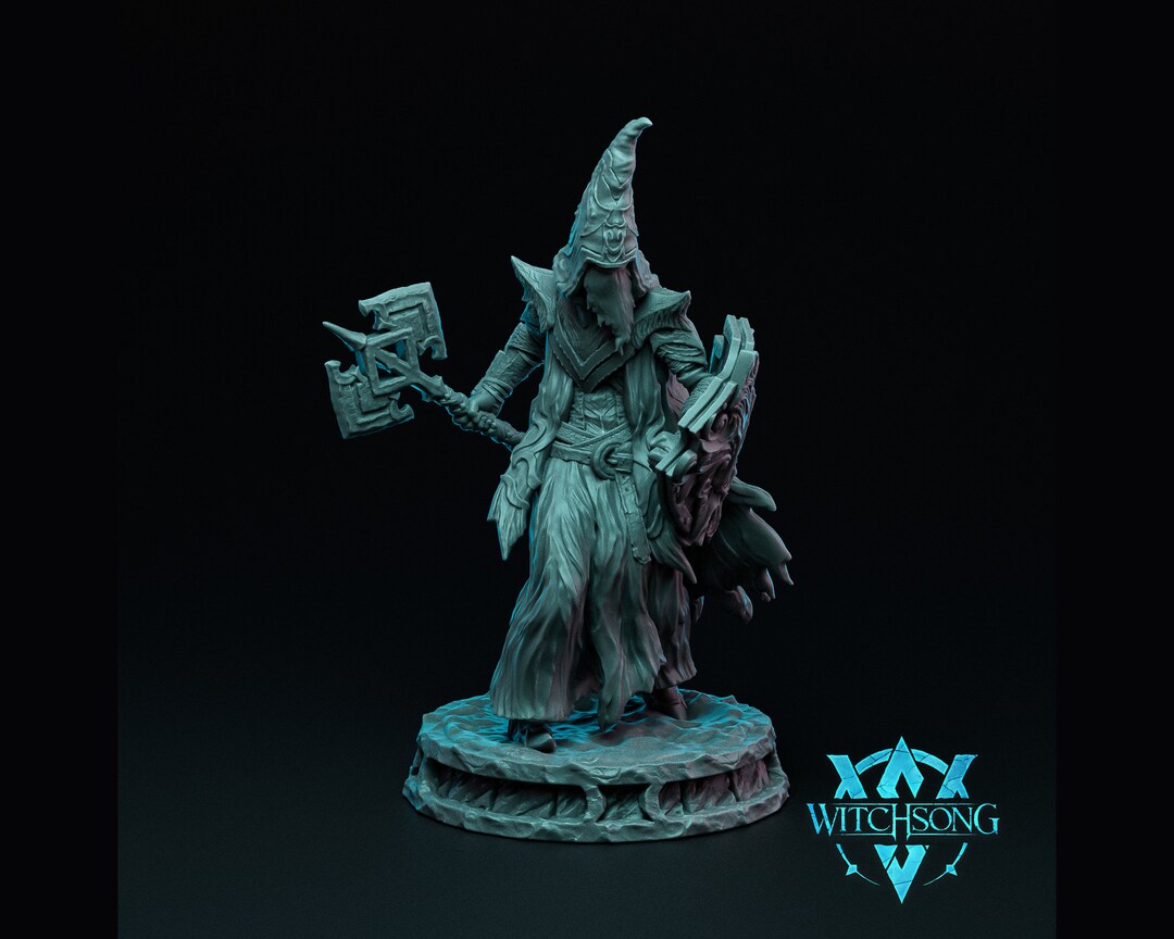 Faceless Fighter With Battle Ax Miniature | Faceless Ax Fighter Figure ...