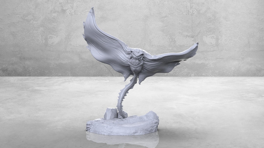 Mantler Miniature | Manta Cave Bat Figure | Small Iconic Monsters ...