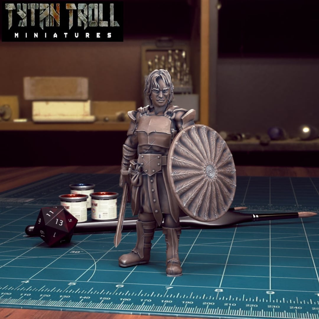 Goliath Paladin Miniature Female Goliath Fighter Miniature for D&D 5e ...