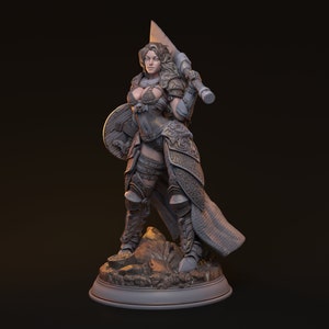 Warrior Untrin Miniature Female Fighter Miniatures for D&D 5e ...
