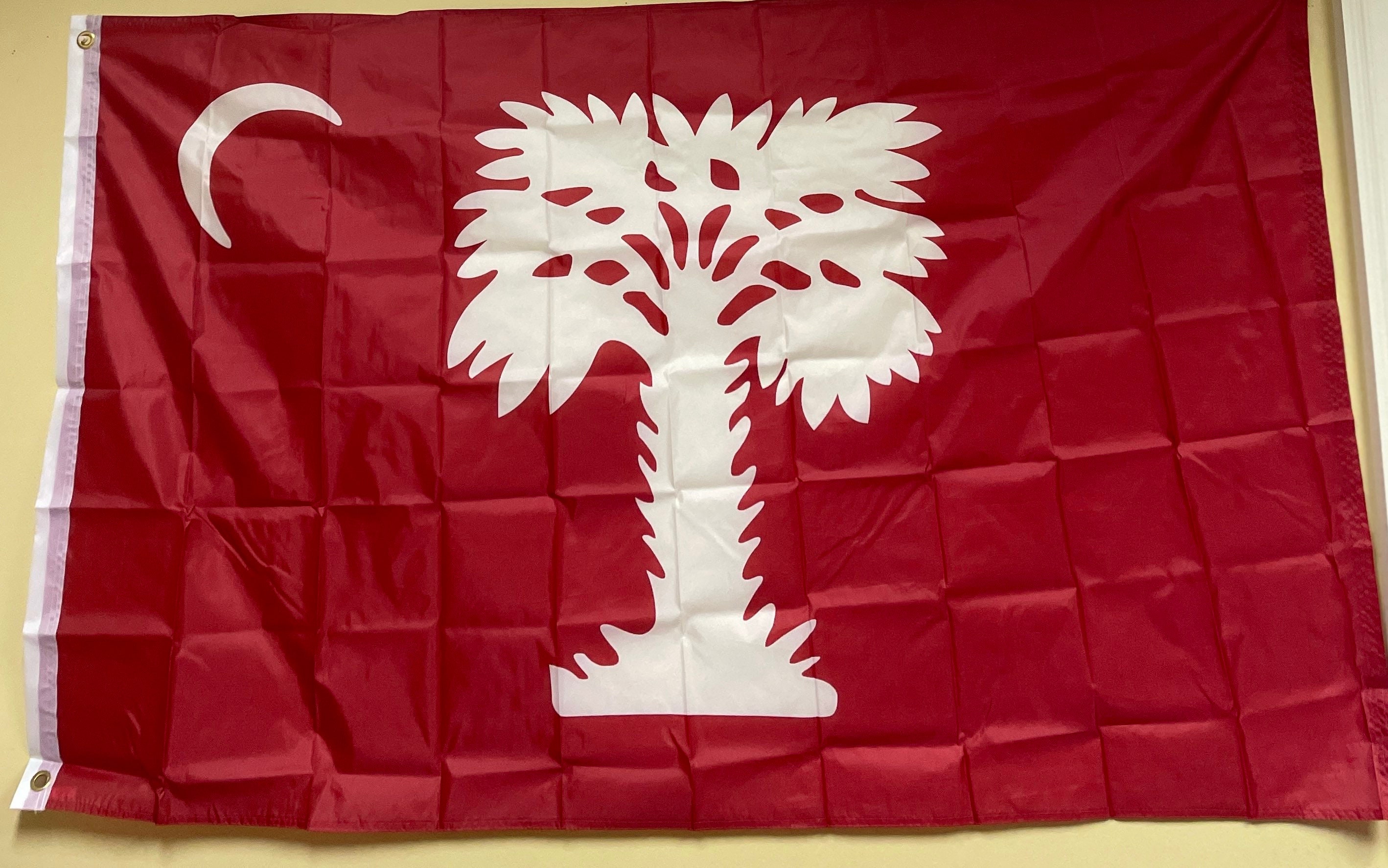 South Carolina State Flag: Historic Palmetto Tree Design With Grommets ...