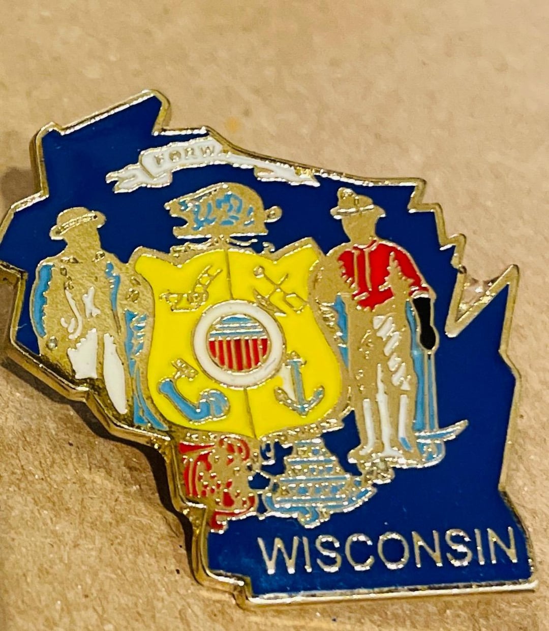 Wisconsin State Map Lapel Pin: Hand Stamped Cloisonné Design - Etsy