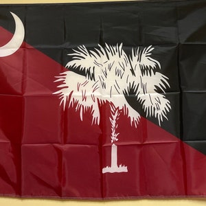 South Carolina State Flag: Historic Palmetto Tree Design With Grommets ...