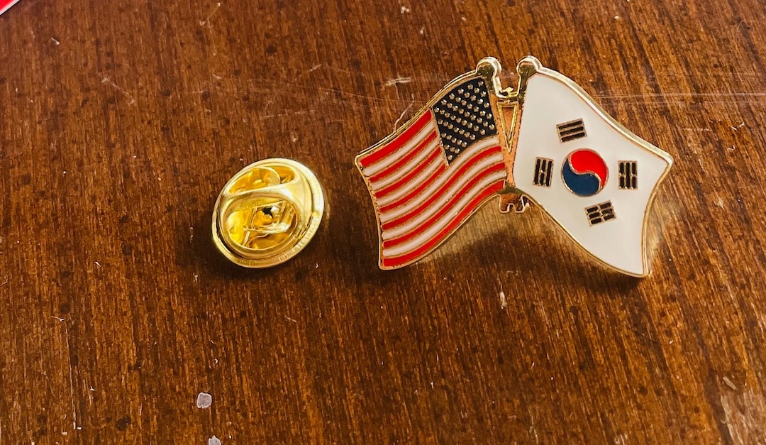 USA & South Korea Friendship Flag Pin: Cloisonné Lapel Pin - Etsy