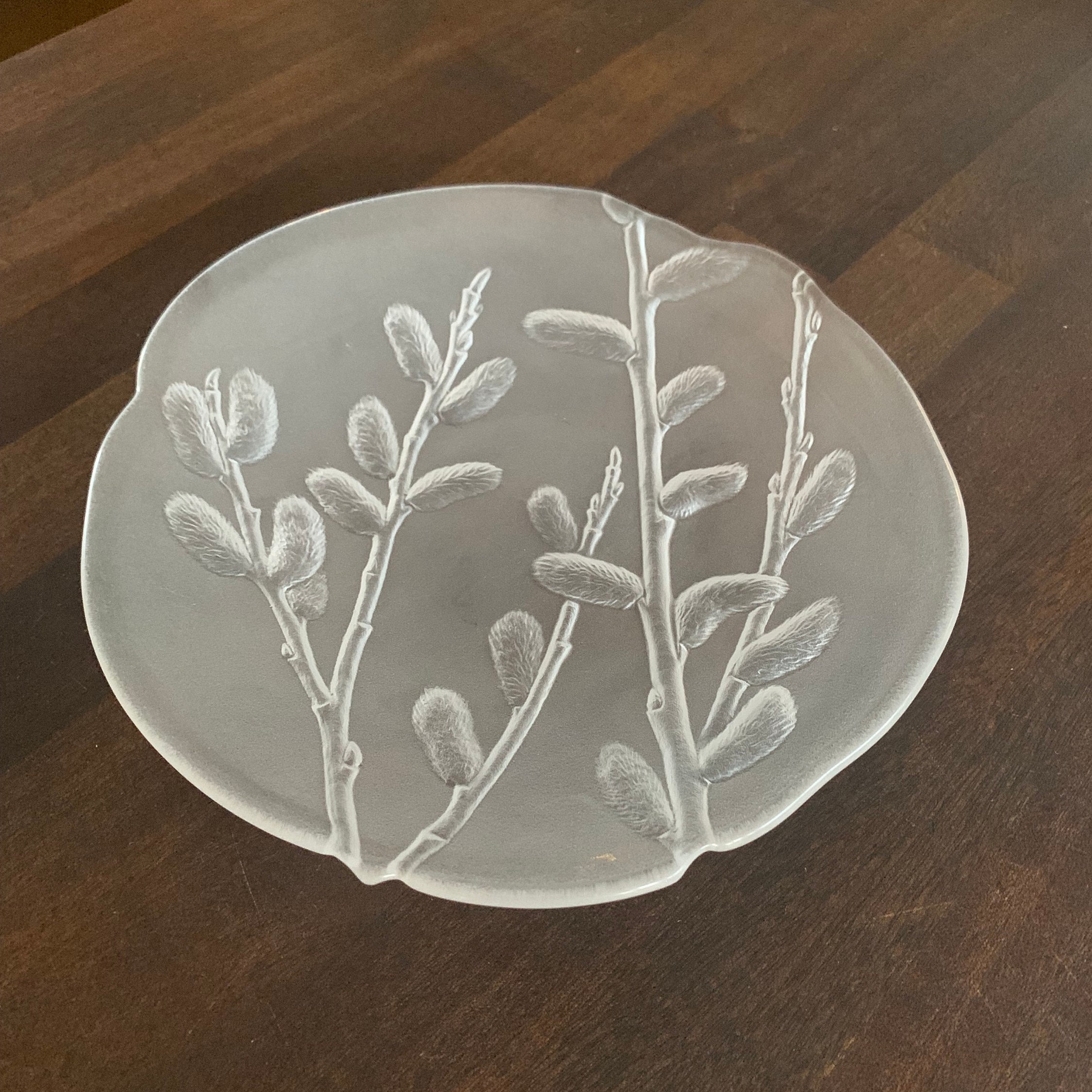 Hoya Crystal 8" Decorative Plate - Pussy Willow Motif Etched Into ...