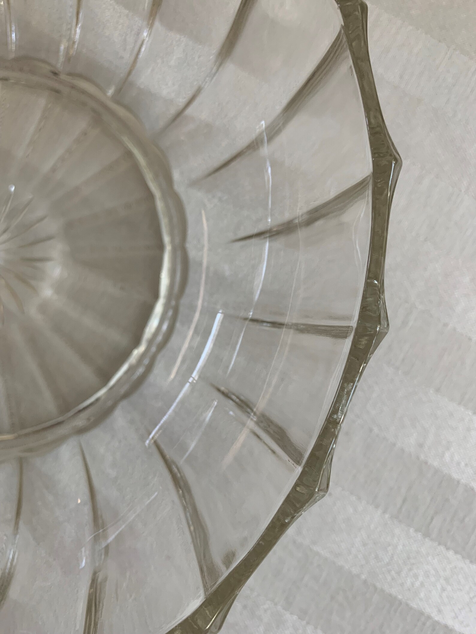 Gorgeous Vintage Clear Ribbed Glass Serving Bowl - Etsy