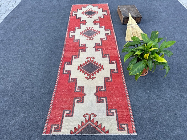 2.89 X 9.74 Ft Vintage Oushak Wool Runner Rug: Red Hallway Rug - Etsy UK