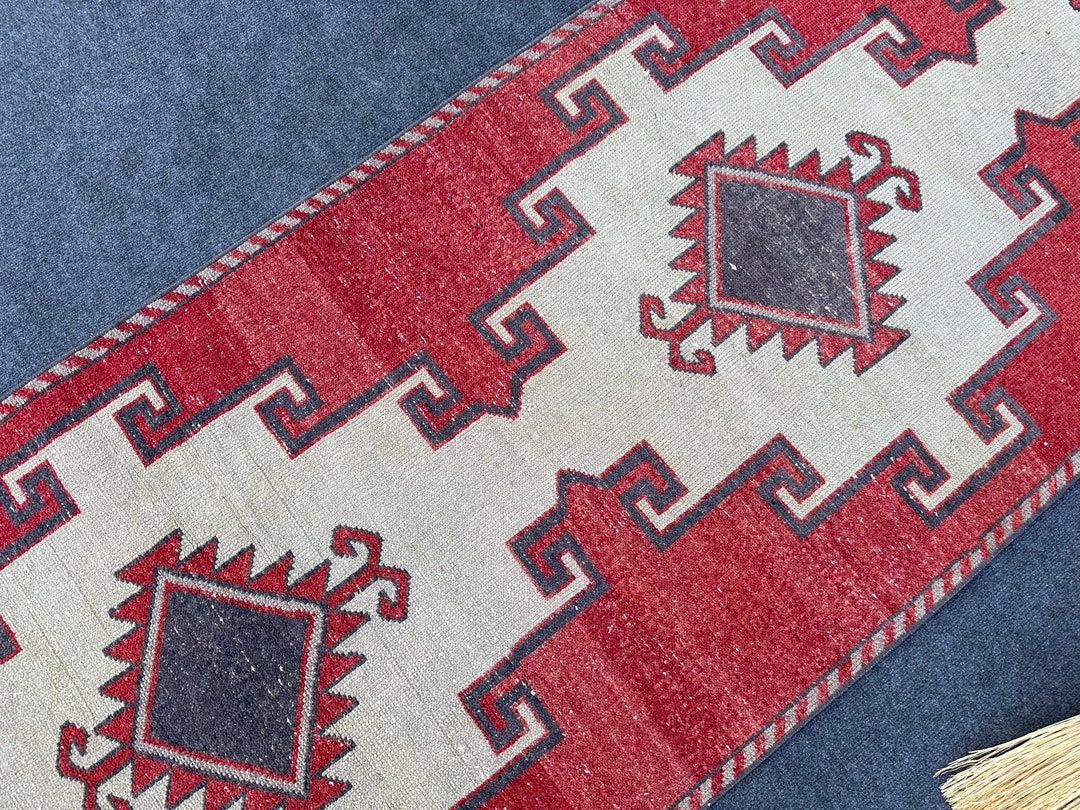 2.89 X 9.74 Ft Vintage Oushak Wool Runner Rug: Red Hallway Rug - Etsy UK