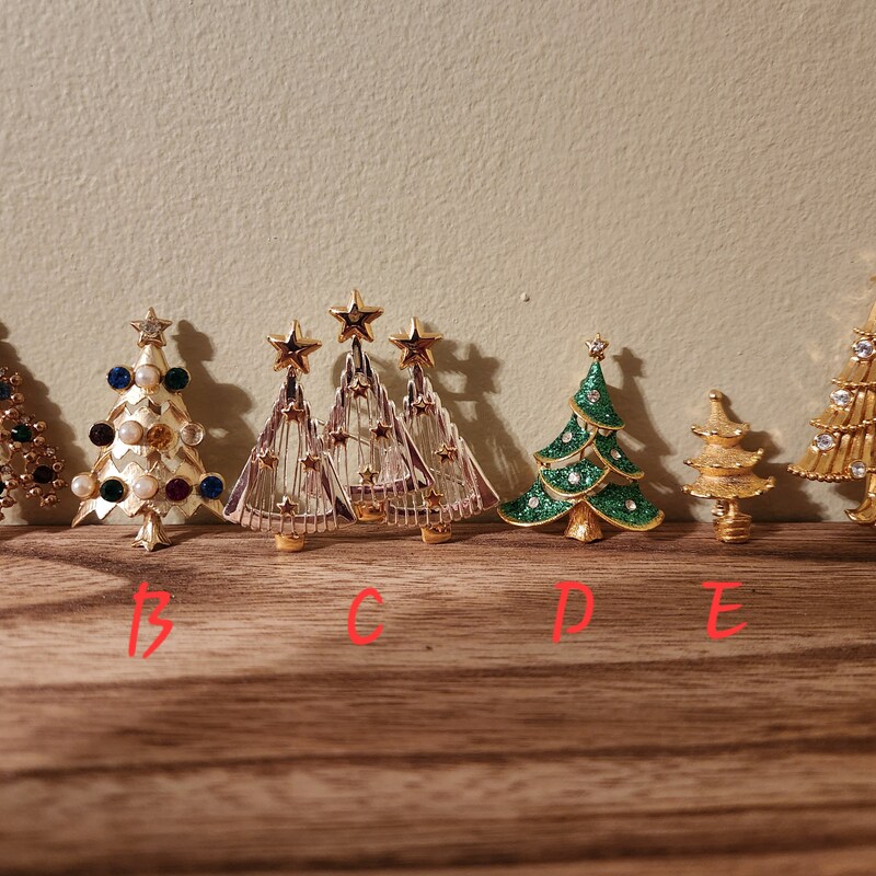 Christmas Tree Pin - Etsy