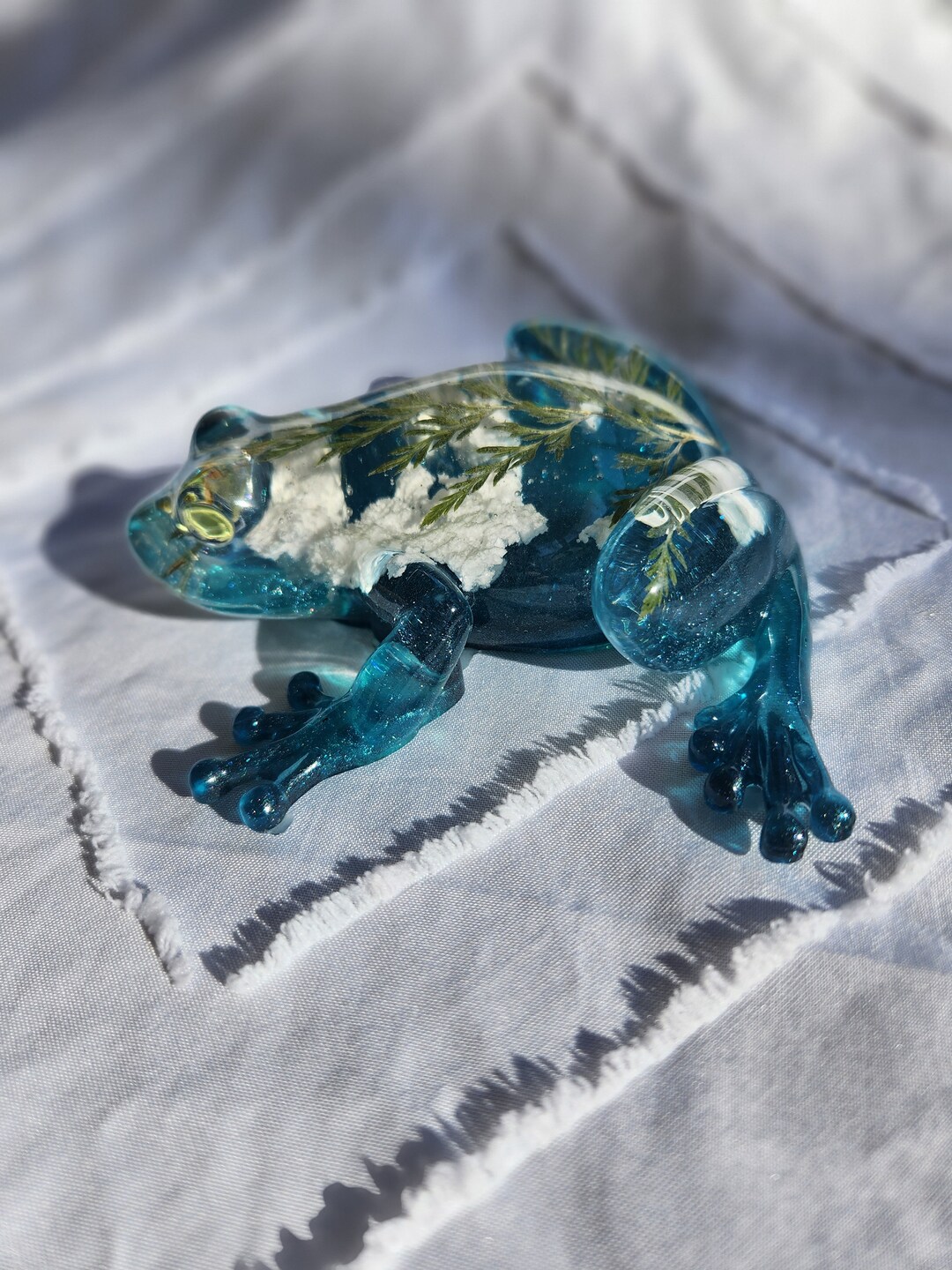 Frog, Resin Frog - Etsy