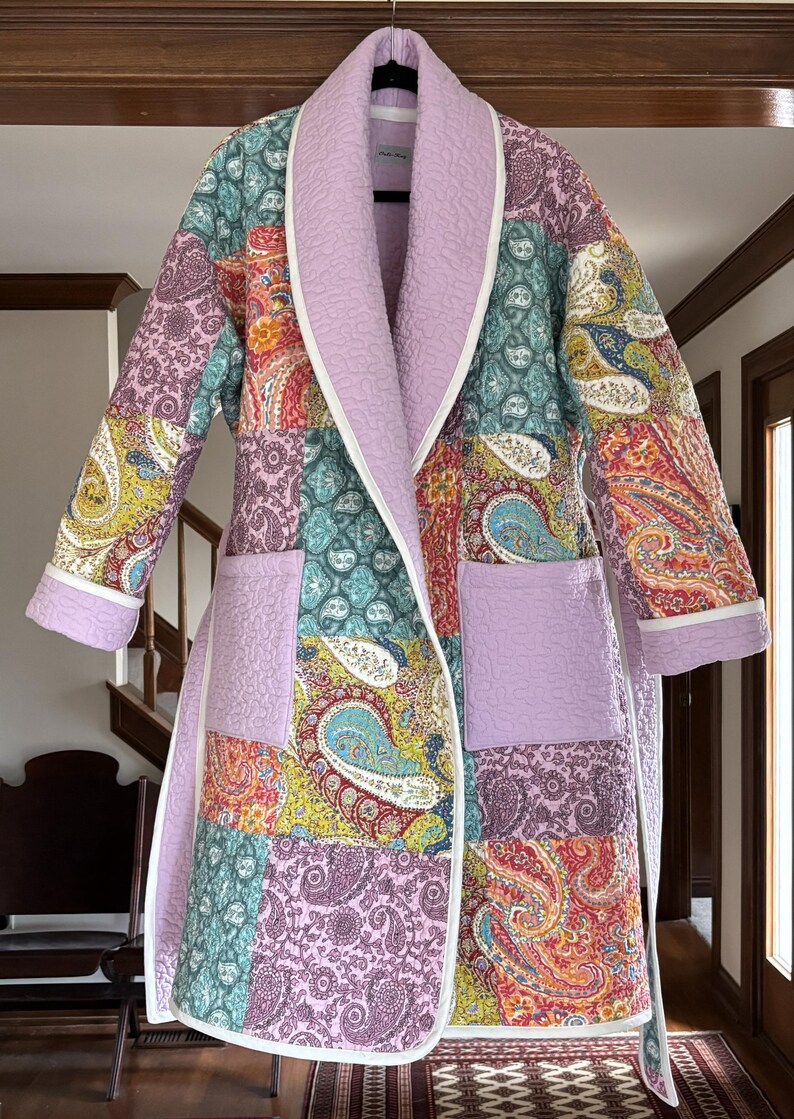 One-of-a-kind Old Quilt Housecoat (robe) - Etsy