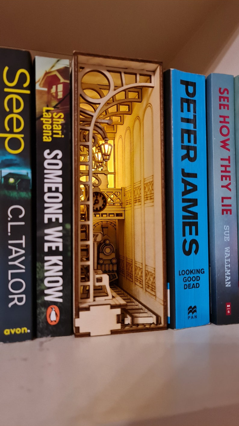 Book Nook/diorama Kit Train Station With Lights - Etsy UK