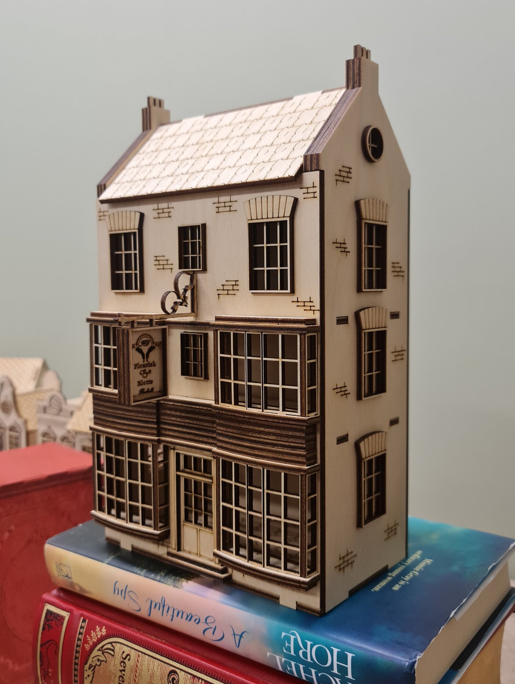 Dollhouse , Miniature Kit Model "the Old Bookshop" Kit, Miniature House ...