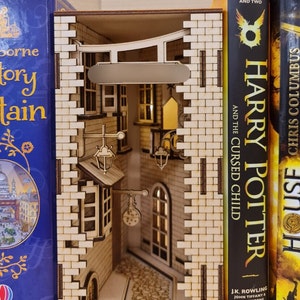 Book Nook Kit/diorama - Magical Alley With Lights - Bookshelf Insert ...