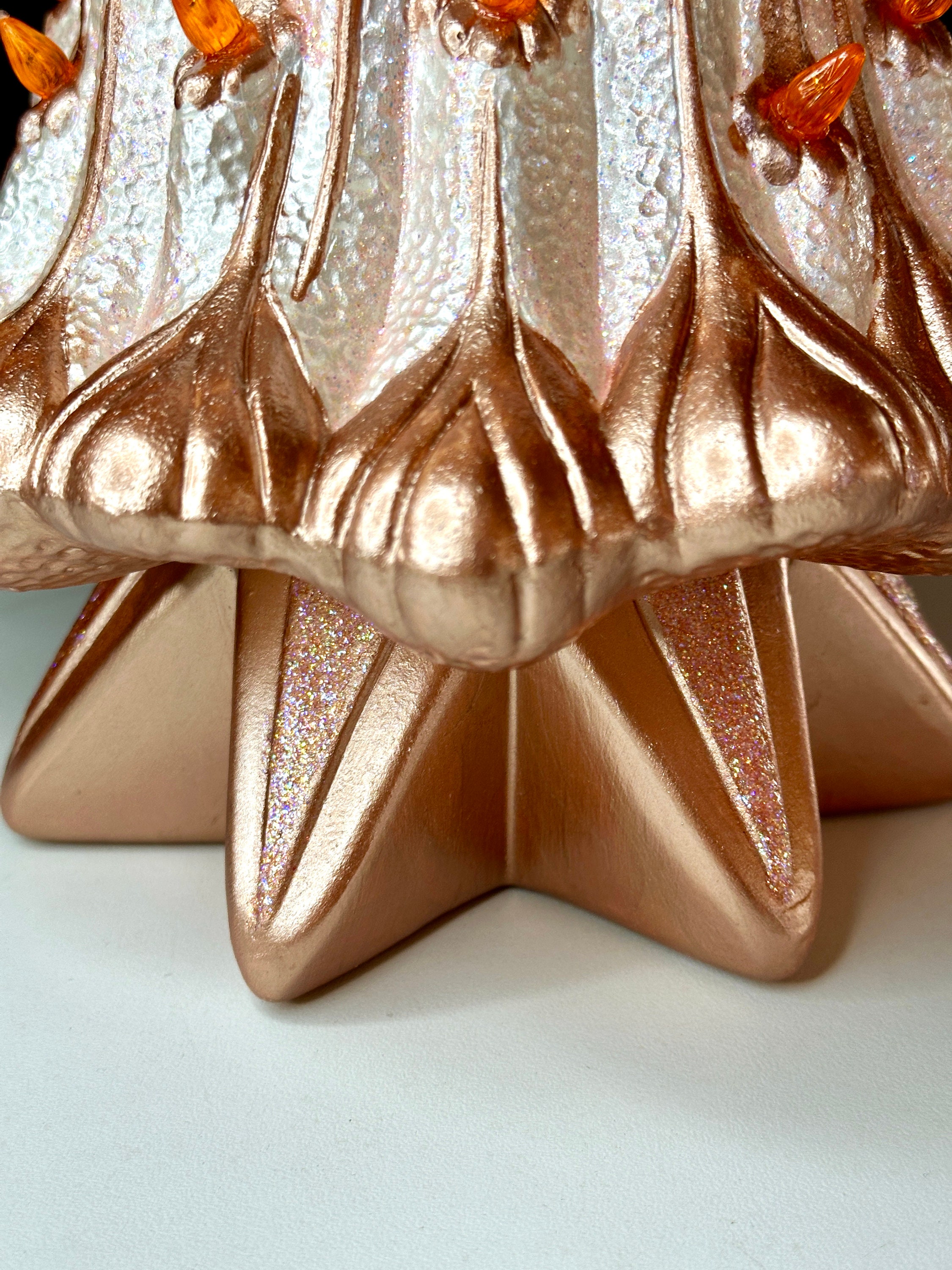 Vintage Ceramic Lighted Lava Christmas Tree/vintage Lava Christmas Tree ...