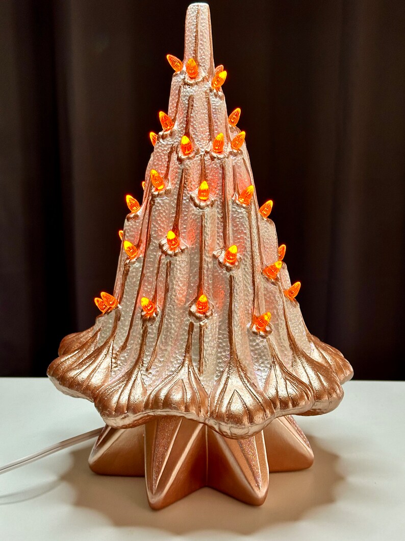 Vintage Ceramic Lighted Lava Christmas Tree/vintage Lava Christmas Tree ...