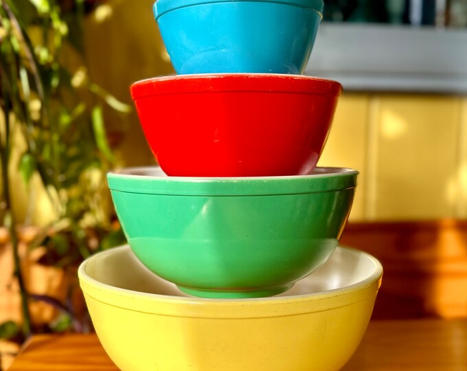 Set of Four Vintage Pyrex Primary Mixing Bowls/vintage MCM Primary ...