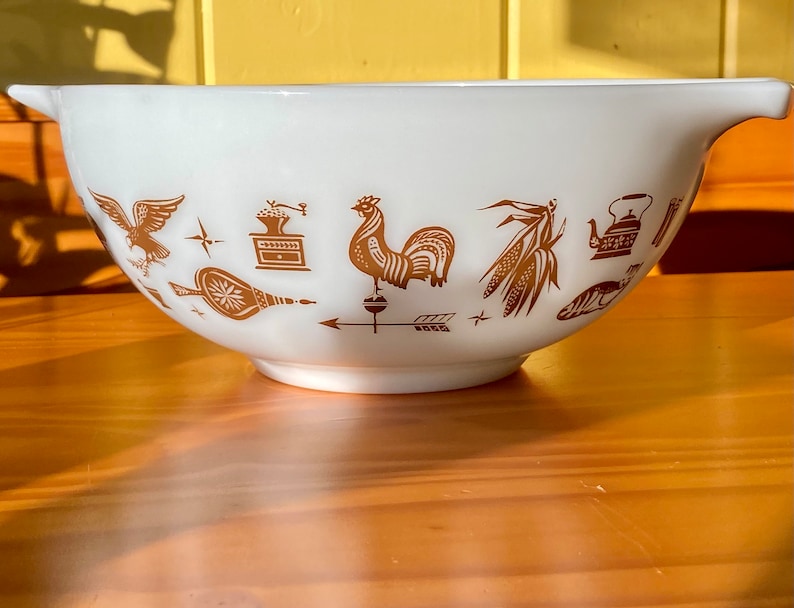 Set of Two Pyrex early American Mixing Bowls 443 & 444 - Etsy