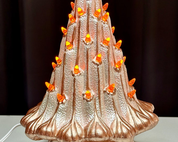 Vintage Ceramic Lighted Lava Christmas Tree/vintage Lava Christmas Tree ...