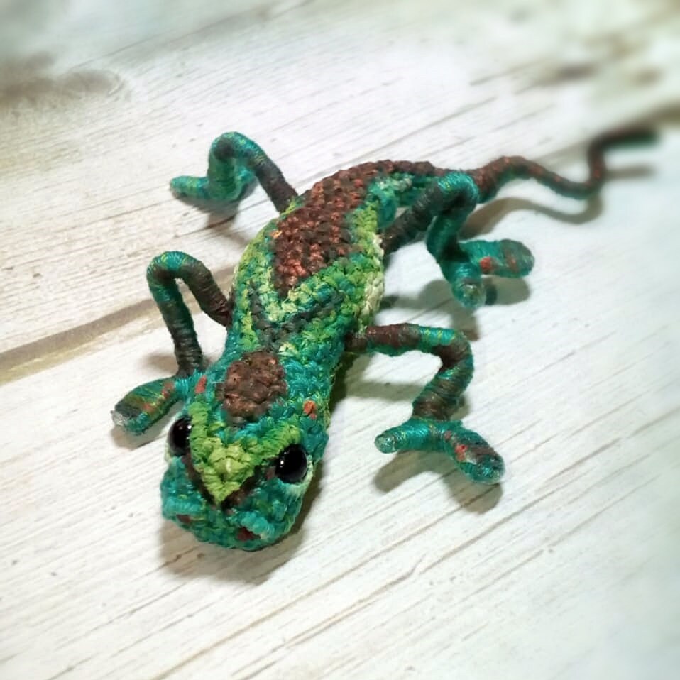 Lizard Crochet Pattern for Tiny Brooch, Toy or Small Realistic Keychain ...