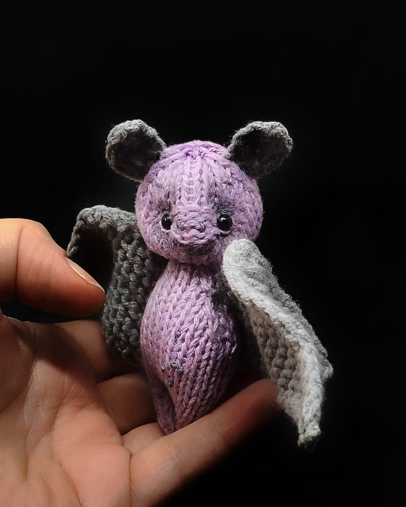 Bat Pattern, Realistic Halloween Home Decor. Knitting Pattern for ...