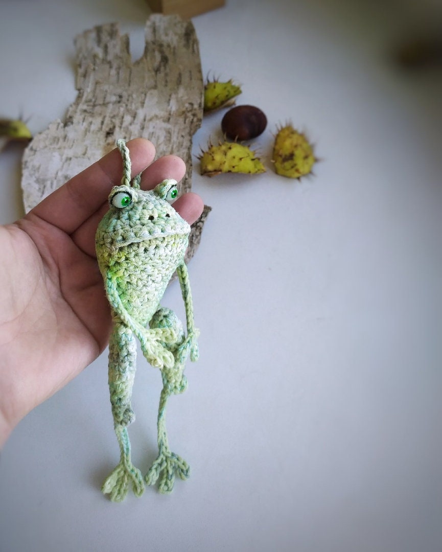 Crochet Frog Pattern, Crochet Amigurumi Animal Doll. Green Frog Crochet ...