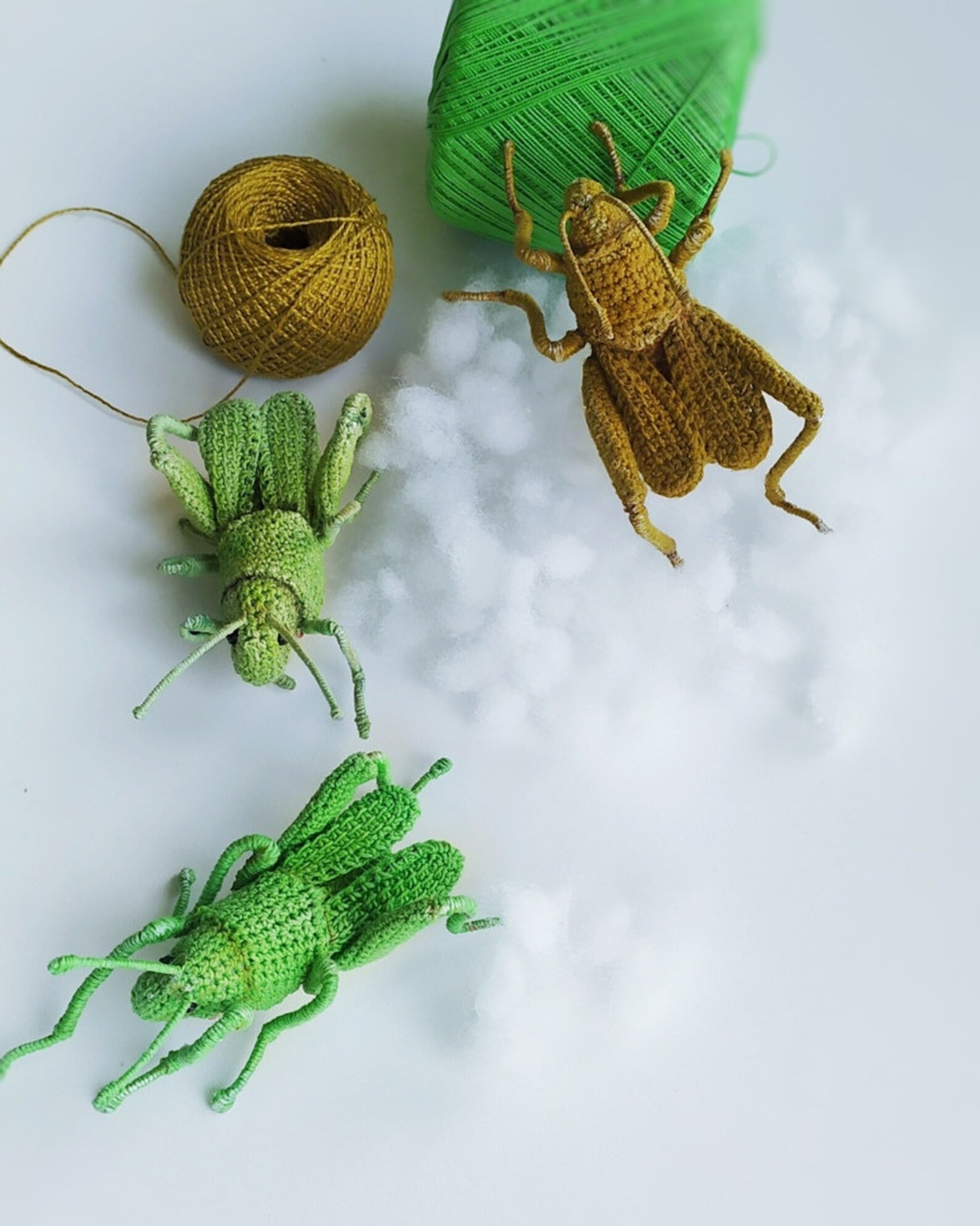 Grasshopper Crochet Pattern for Insect Brooch. Green Keychain, Badge, Pin or Funny Realistic Toy ...