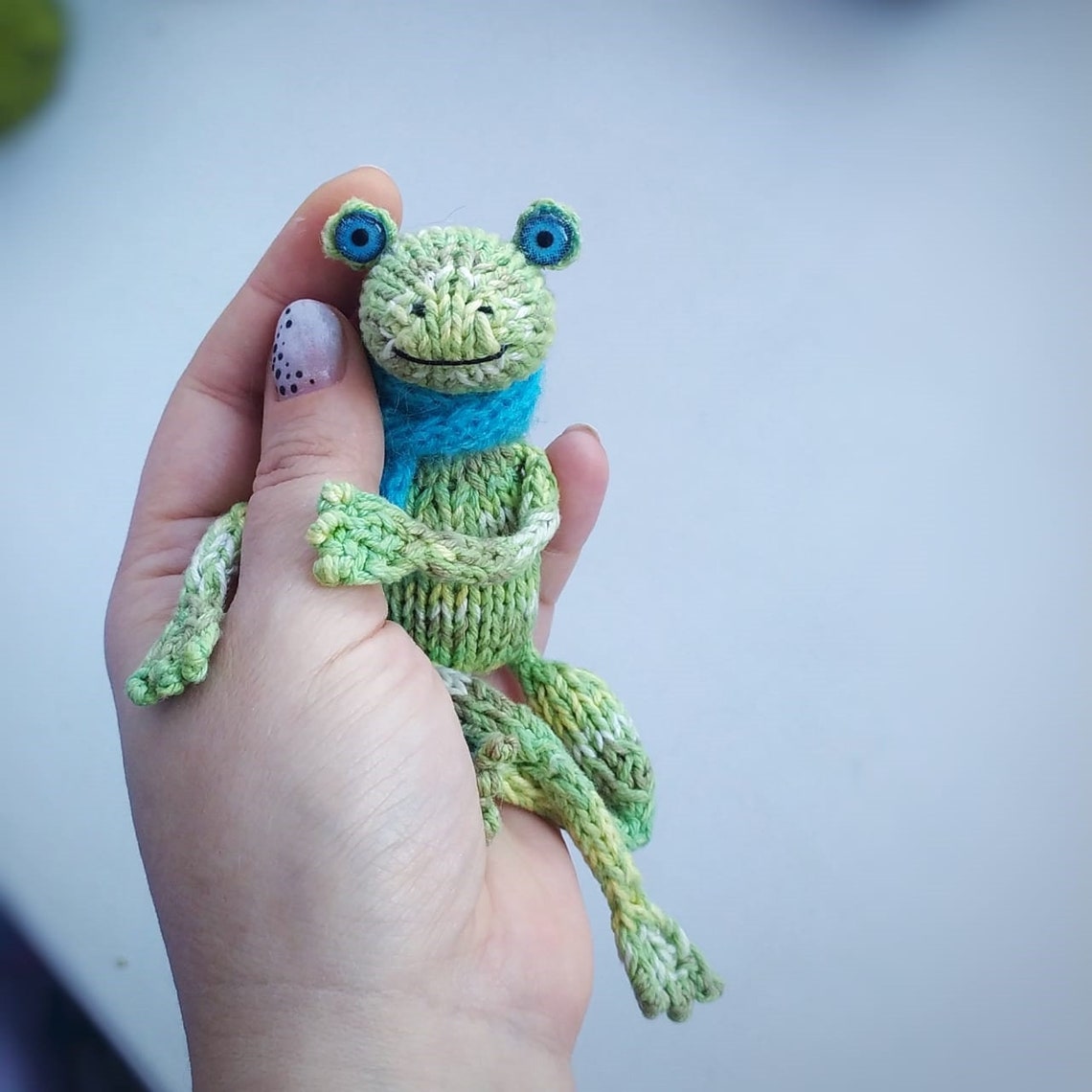 Knitted Frog Pattern for Toy or Keychain, Animal Knit Pattern. This ...