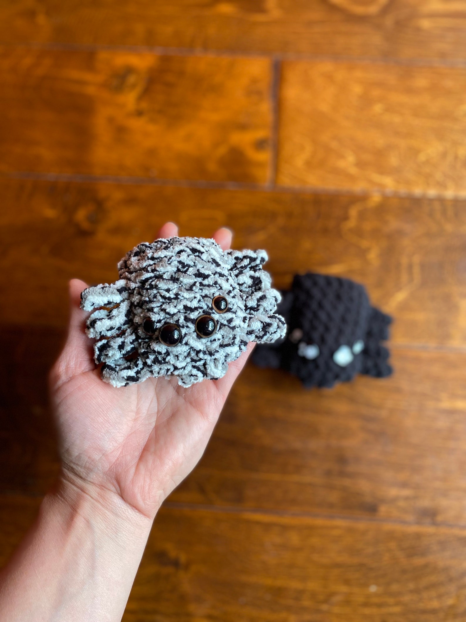 MINI POCKET SPIDERS Crochet Pattern - Etsy