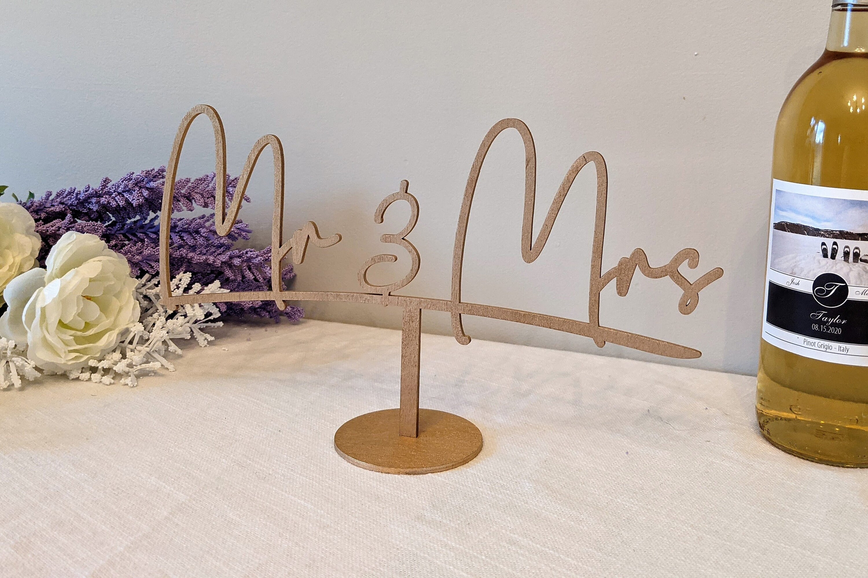 Gold Mr and Mrs Head Table Sign Mr and Mrs Wedding Table - Etsy Canada