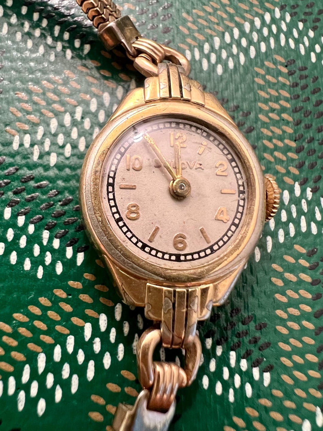 Ladies Bulova Vintage 10K Rolled Gold Plated Watch Estate Jewelry Piece ...