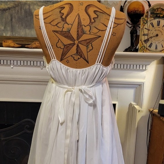 Vintage Molla Kaye white short Peignoir Set - Gem