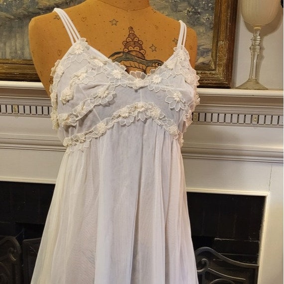Vintage Molla Kaye white short Peignoir Set - Gem