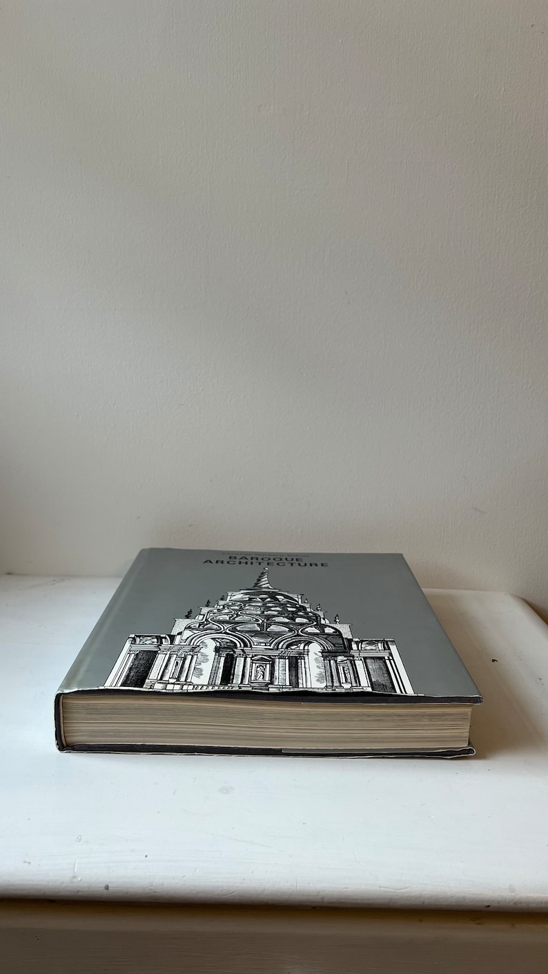 Architecture Book Vintage Décor Book Display Book Architecture ...