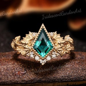 Kite Cut Emerald Gothic Engagement Ring Set Bat Wings Leaf Design ...