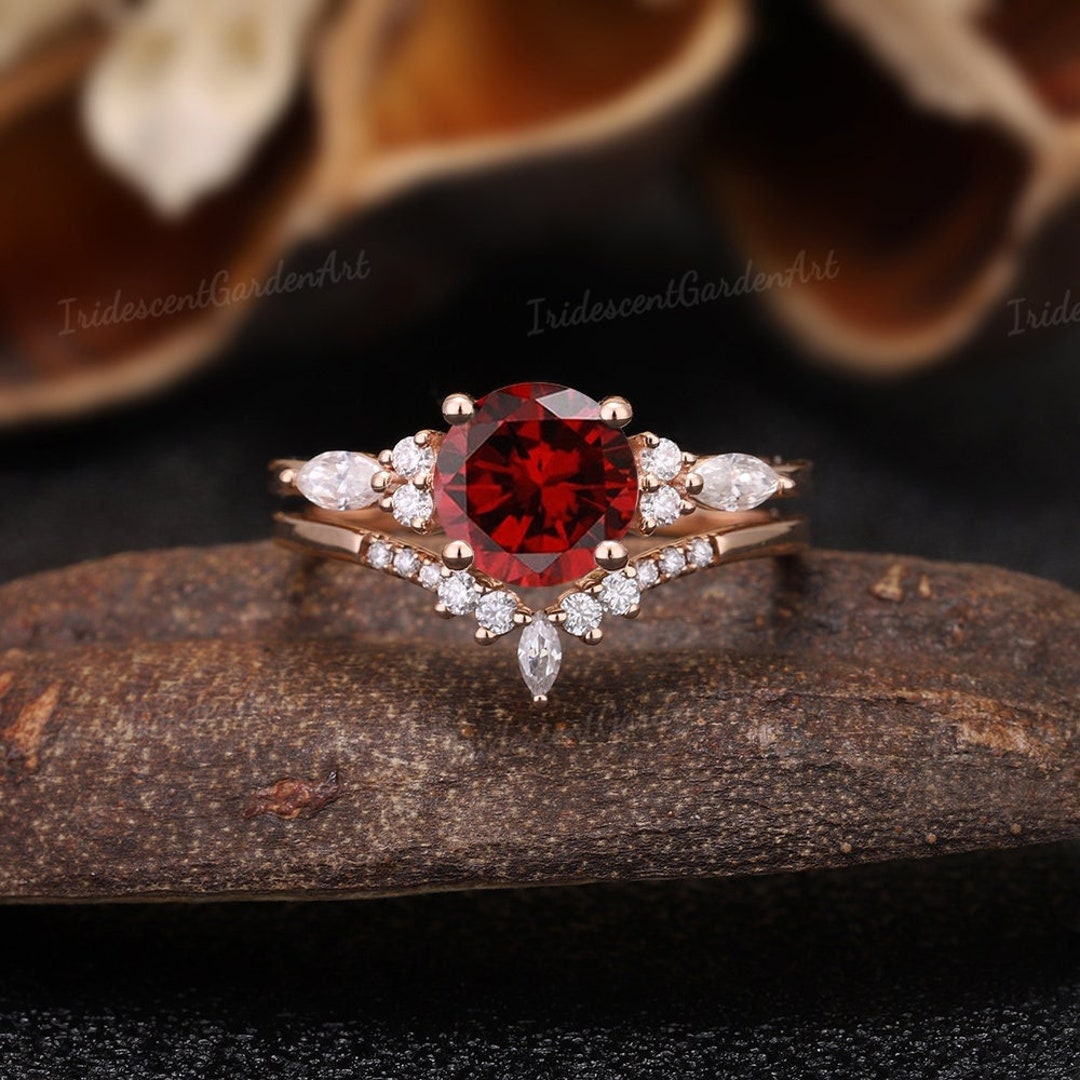 Unique Round Cut Garnet Engagement Ring Set Rose Gold Red Gemstone ...