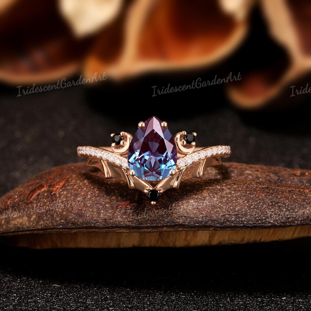 Dragon Gothic Alexandrite Engagement Rings for Women Gold Black Onyx ...