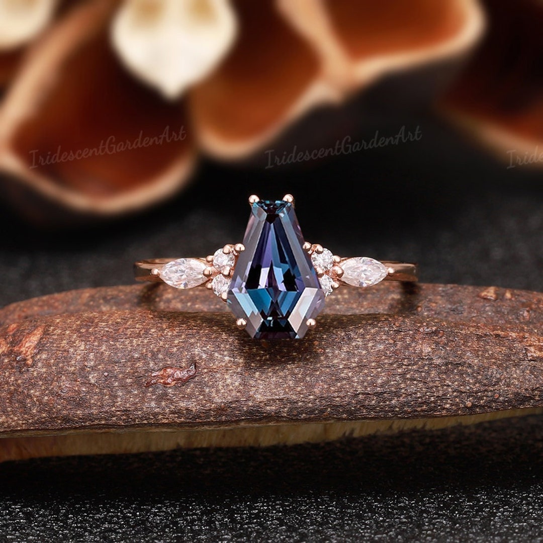 Vintage Coffin Cut Alexandrite Engagement Ring Rose Gold Marquise ...