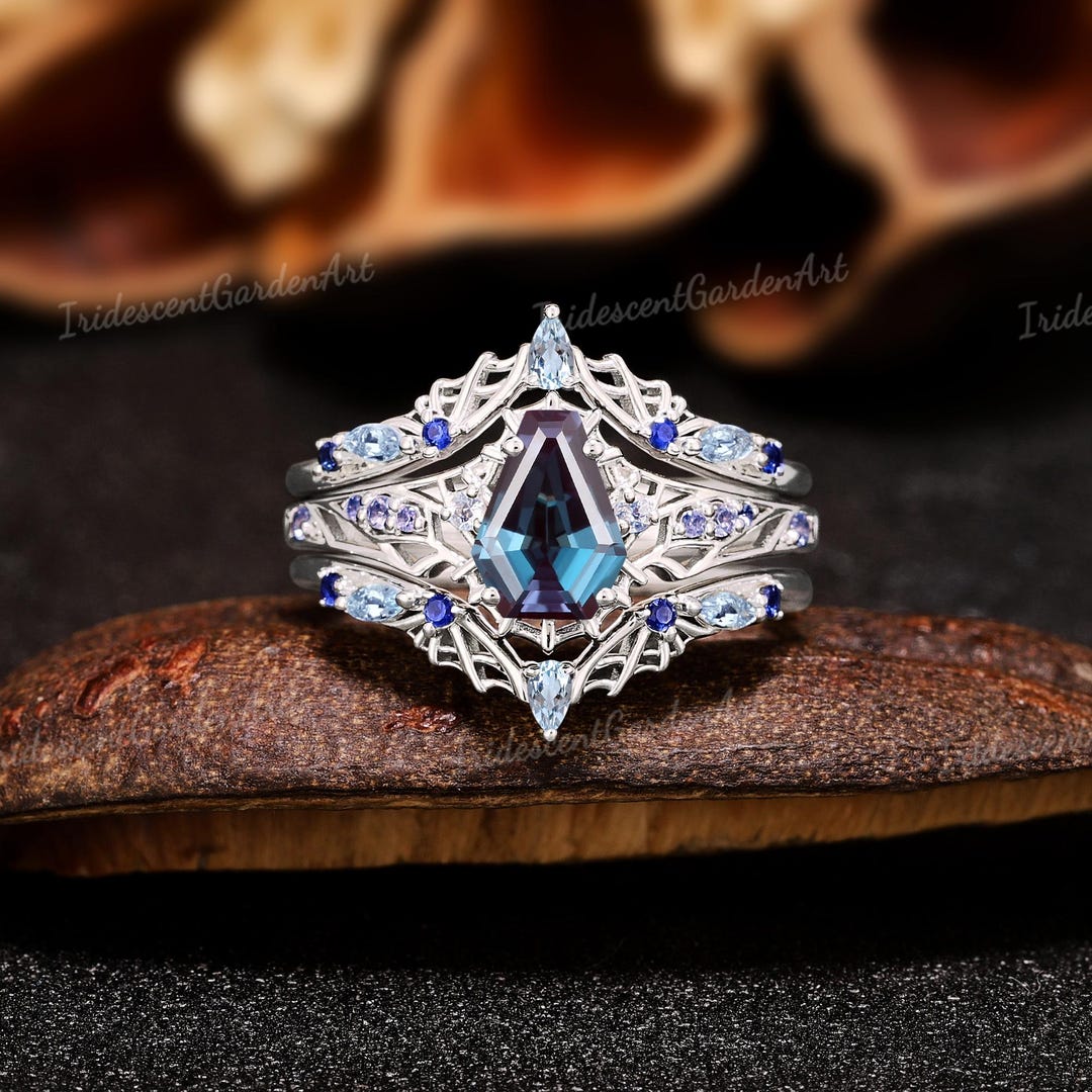 Spider Web Ring 3pcs Coffin Alexandrite Engagement Ring Set Unique ...