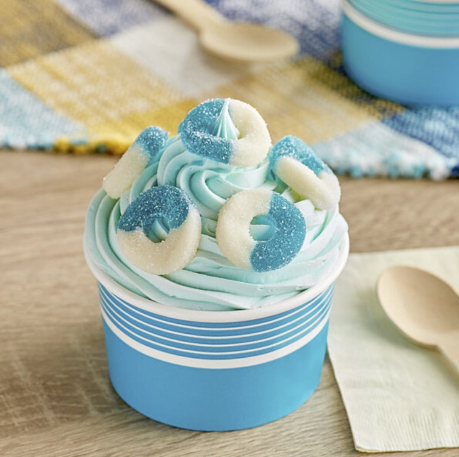 Gourmet World's Best Blue Raspberry Rings Soft & Chewy Gummy Candy ...