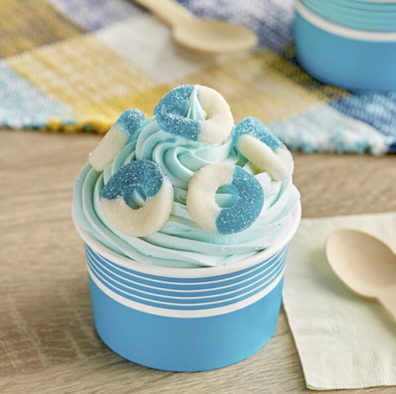 Gourmet World's Best Blue Raspberry Rings Soft & Chewy Gummy Candy ...