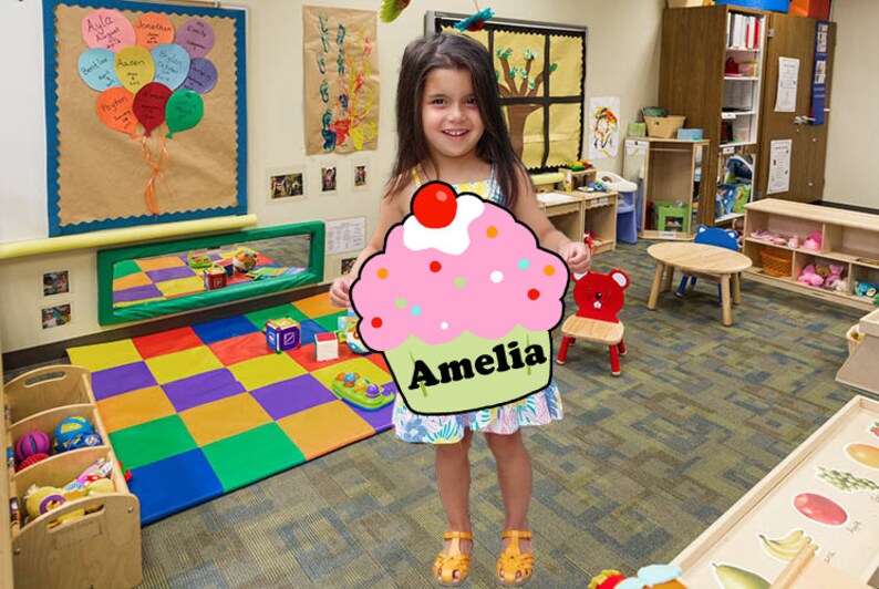 Editable! Birthday Party Classroom Themed Cupcakes and Balloons With ...