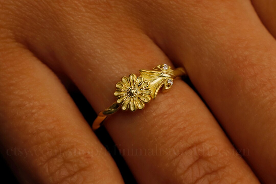 14K Gold Filled Birth Flower Ring: Personalized Birthday Gift - Etsy