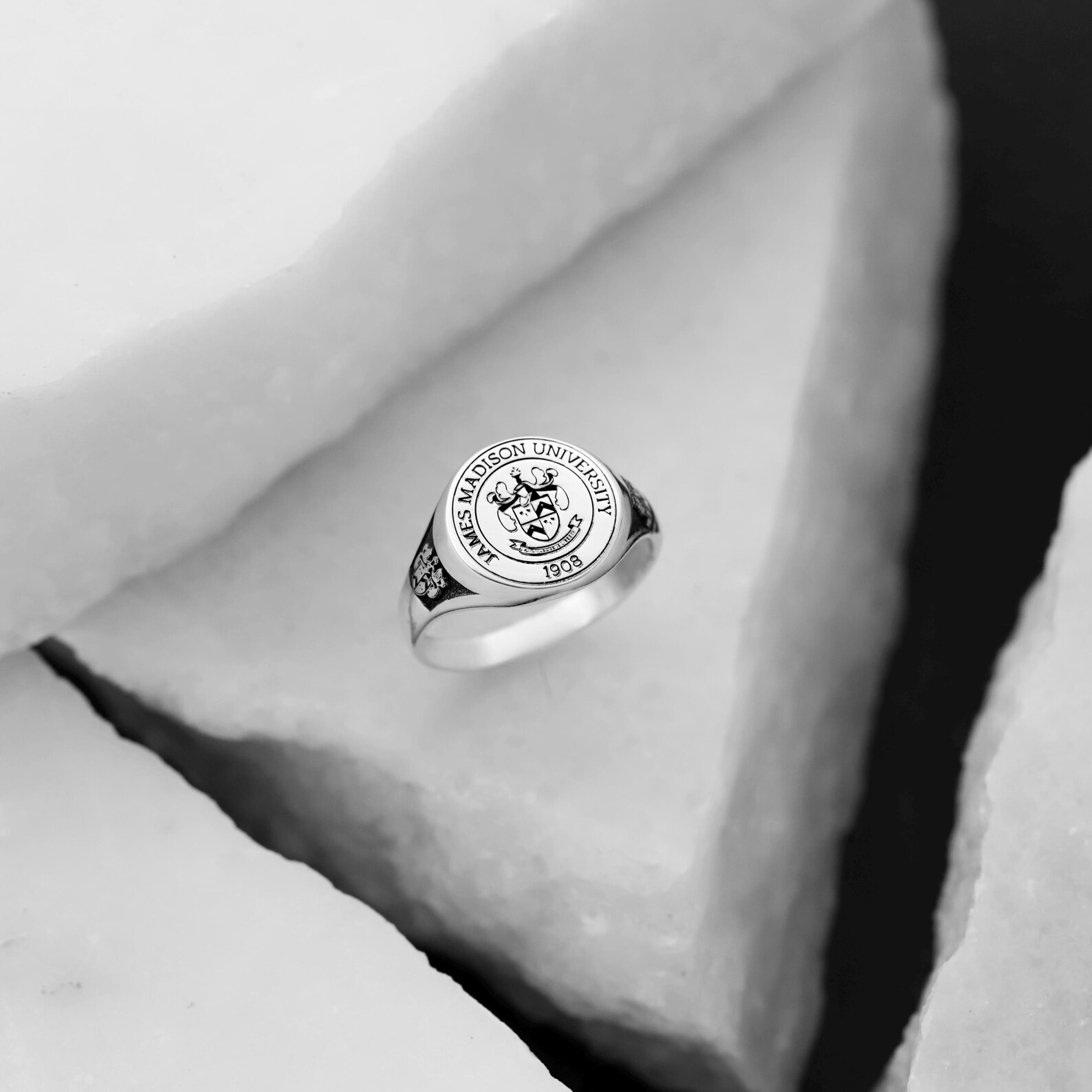 University Class Ring 2026, Sterling Silver College Jewelry - Etsy