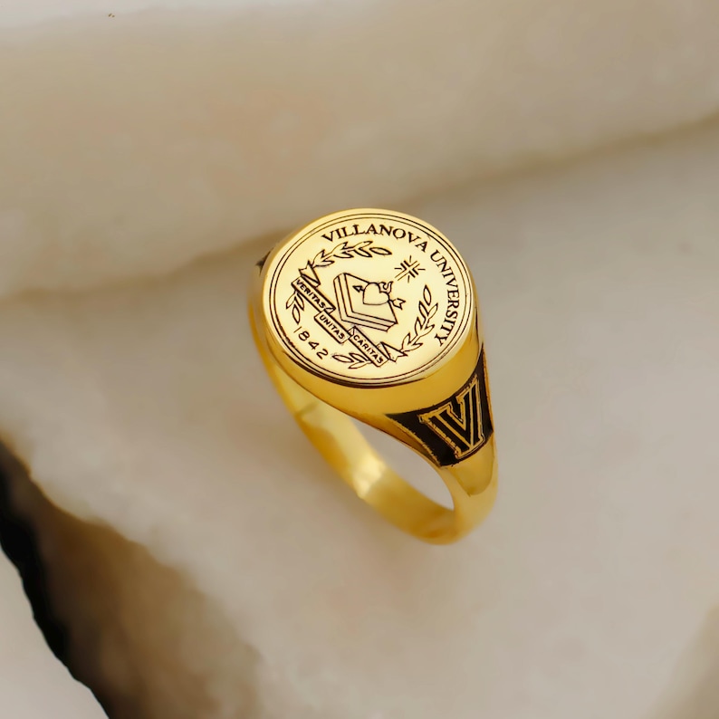 University Class Ring 2026, Sterling Silver College Jewelry - Etsy