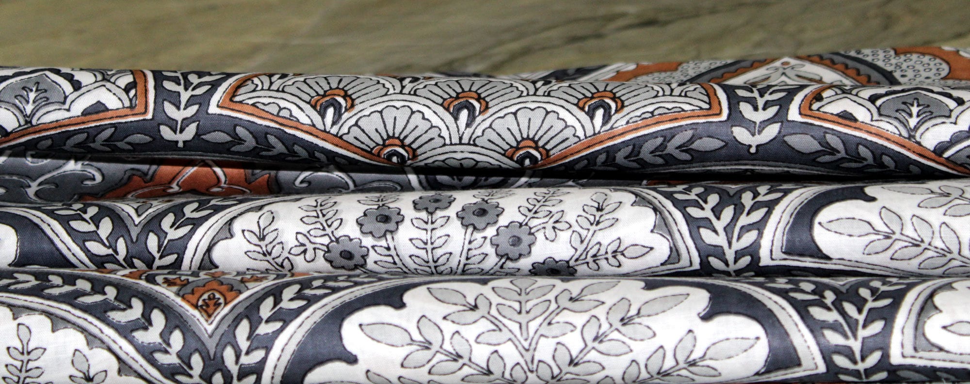 Rainbow Design Screen Print Indian Cotton Fabric, Sewing Kimono Fabric ...