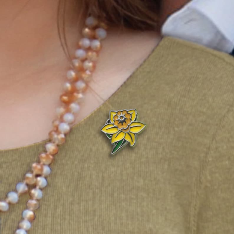In Memory Pins Daffodil Funeral Pin Badge Funeral Keepsakes - Etsy UK