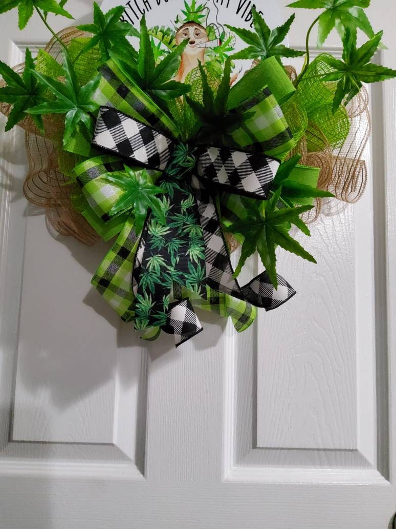 Marijuana Leaf Wreath Cannabis Leaf Wreath Housewarming - Etsy